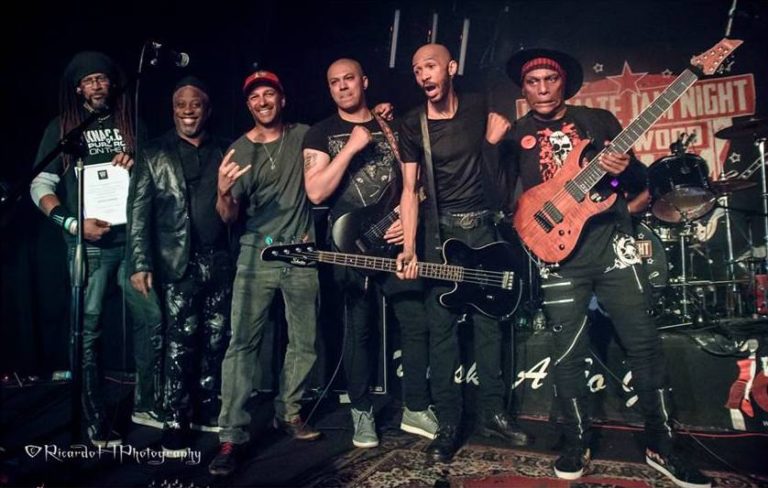 Doc Pays Tribute to Chuck Berry with Black Rock Legends | Doc Coyle